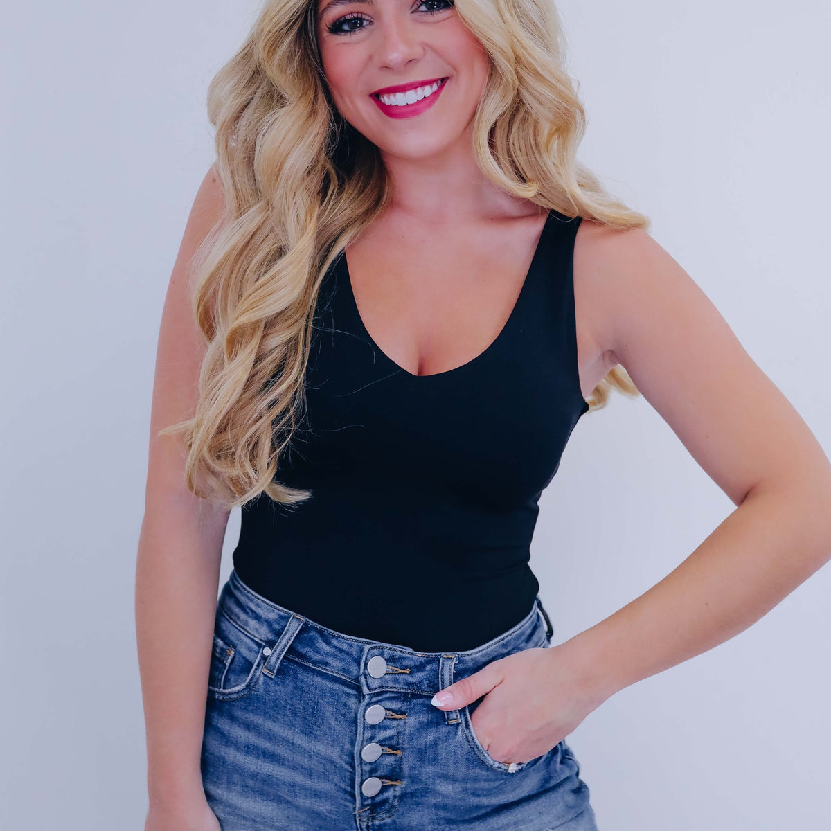 Elsie Essential Scoop Neck Tank Top- 10 Colors – Whiskey Darling Boutique